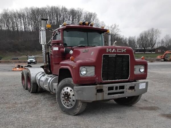 Used Mack Semi Trucks/Trailers for Sale - 235 Listings | Machinery Pete