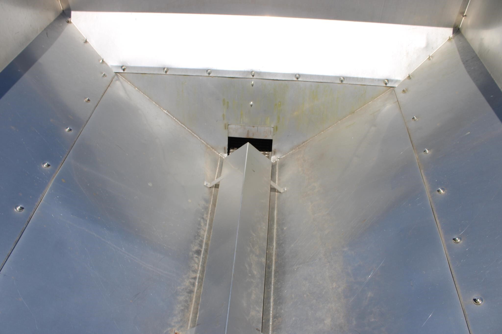 Tyler LF5S Pull-Type Fertilizer Spreader - $Call | Machinery Pete