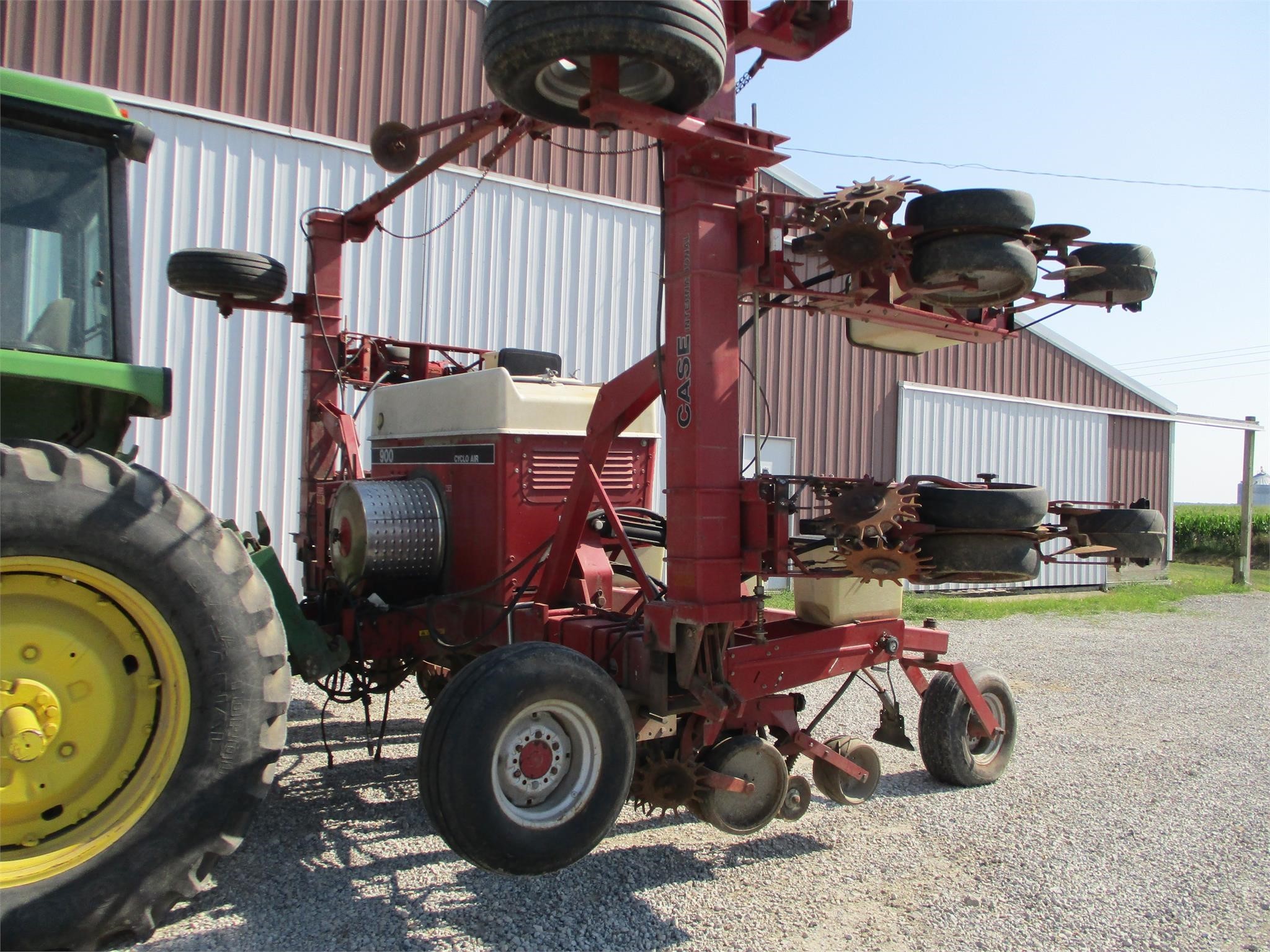 Case IH 900 Planter - $2,600 | Machinery Pete