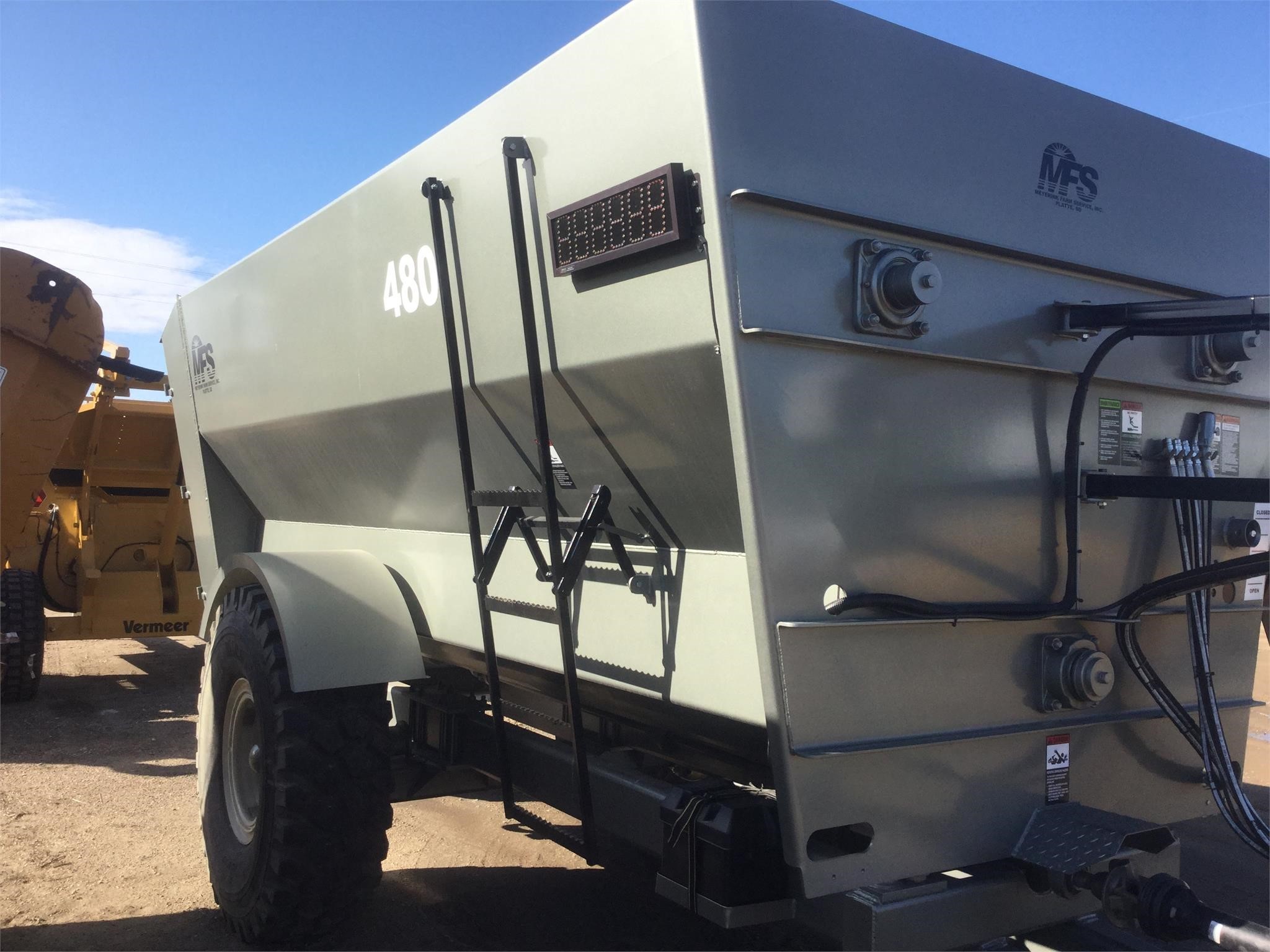 2023 Meyerink Farm Service 480 Grinders and Mixer - $Call | Machinery Pete