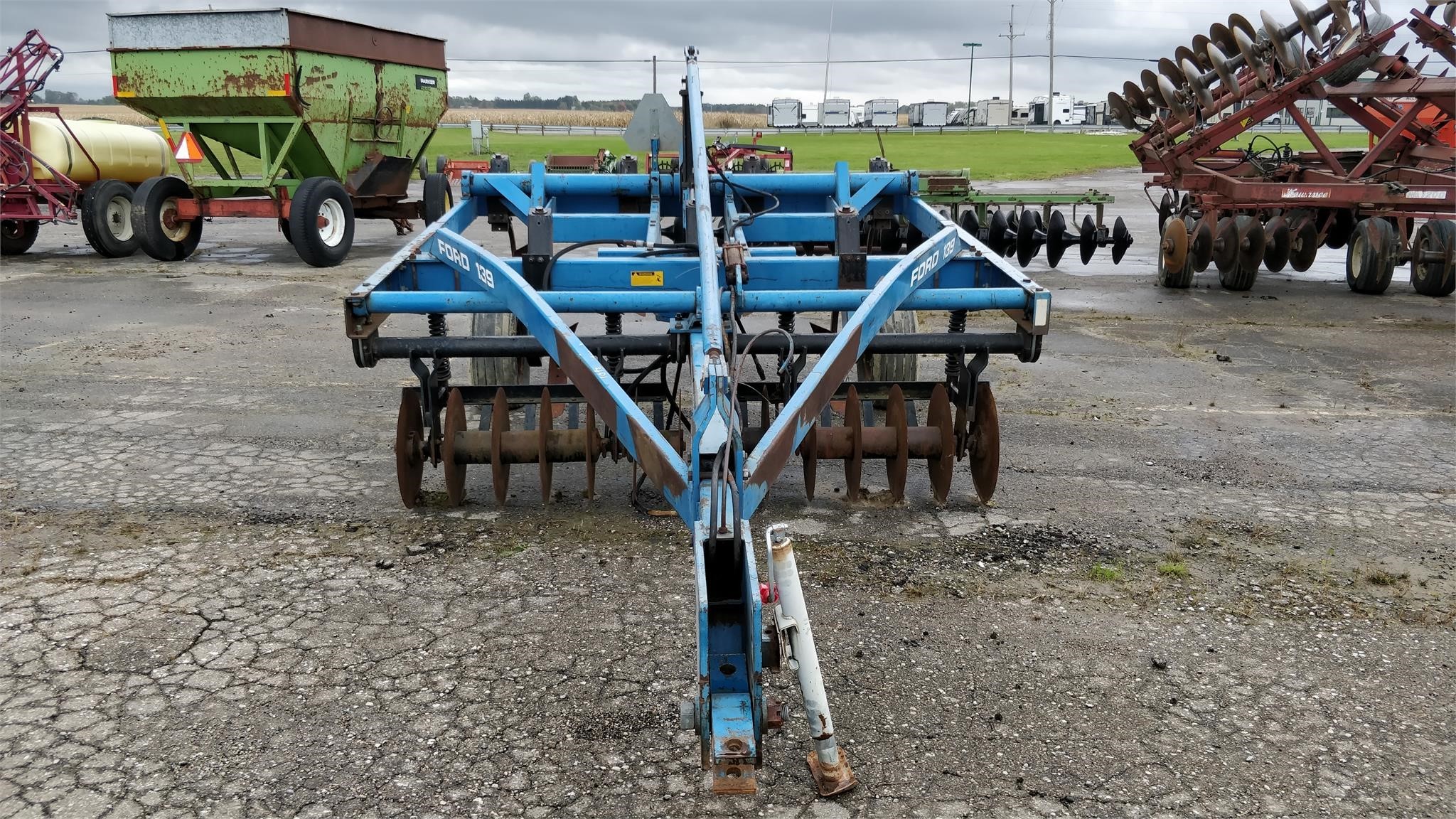 Ford 139 Chisel Plow - $5,900 | Machinery Pete