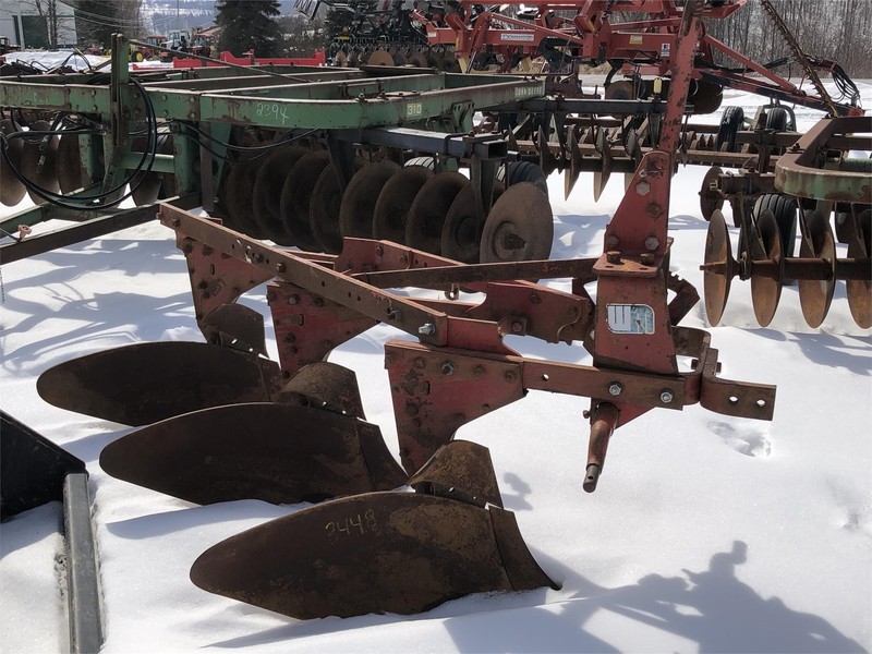 Used White Plows for Sale - 31 Listings | Machinery Pete